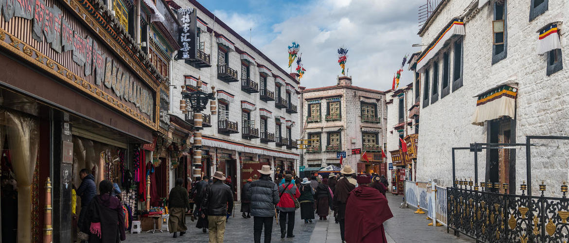 Lhasa Old Town - Shelters the Soul of Lhasa